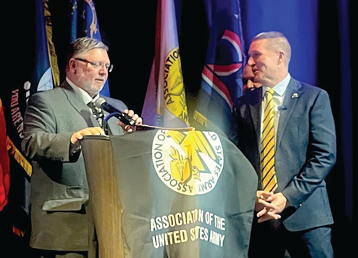 Army’s retired sergeant major speaks at AUSA’s spring dinner